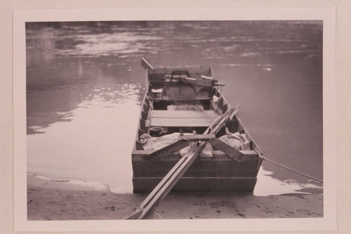 Sweep-scow used by Glen and Bessie Hyde. On the beach at Bright Angel ...