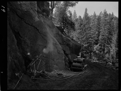 Big Creek - Mammoth Pool - Dam access road construction — Calisphere