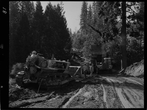 Big Creek - Mammoth Pool - Dam access road construction — Calisphere