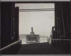 Key System Transit Company ferry leaving terminal, San Francisco ...