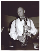 Branford Marsalis playing saxophone, Los Angeles [descriptive] — Calisphere