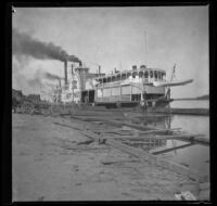 Steamboat on the Mississippi River, Burlington, 1900 — Calisphere