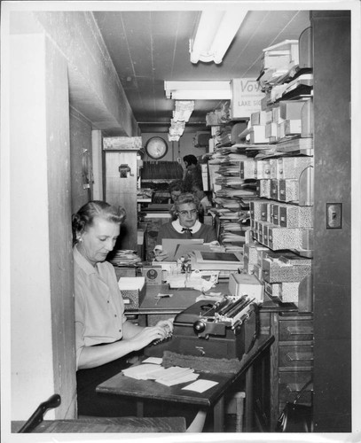 Women working in library's Art & Records office — Calisphere