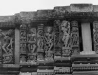 Visnu temple — Calisphere