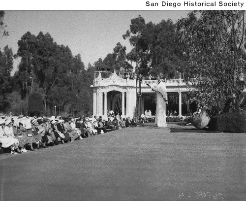 Aimee Semple McPherson giving a sermon at the Spreckels Organ Pavilion ...
