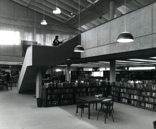Interior of the Meyer Library on the CCAC campus — Calisphere