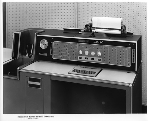 Image Showing an IBM RAMAC 305 Data Processing System — Calisphere