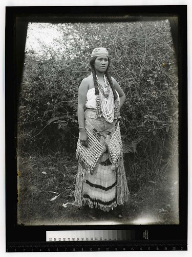 [Delia Albert, Lake Earl Indian/unknown] — Calisphere