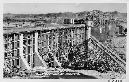 Construction of Imperial Dam near Yuma, Arizona — Calisphere