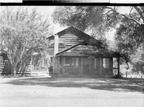 El Rancho Navarro - Philo, Calif — Calisphere