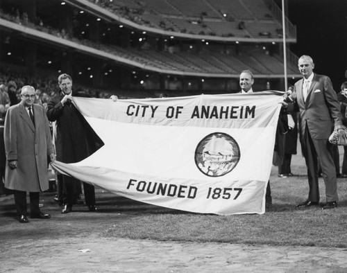 Anaheim City Flag [graphic] — Calisphere