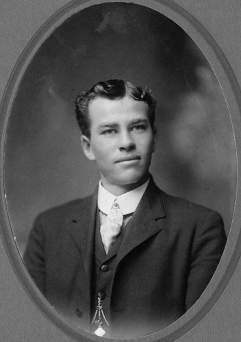 Frank Perry [graphic] — Calisphere