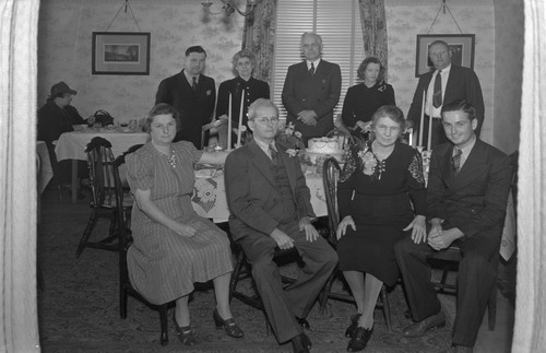 Beeson family portrait — Calisphere