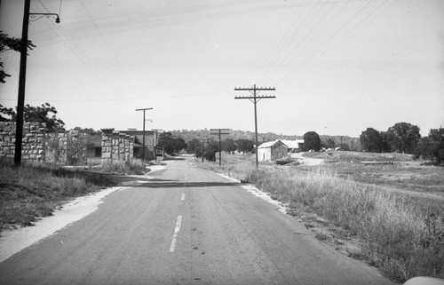 Abandoned right of way of Southern Pacific, Raymond, Madera County ...