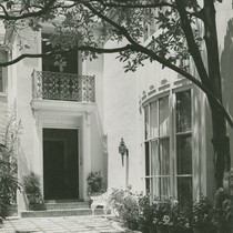 John Elgin Woolf (1908-1980): Hollywood Regency style houses — Calisphere
