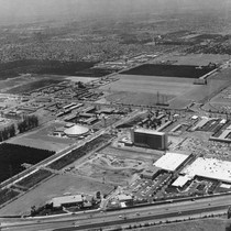 Anaheim Public Library photograph collection on Anaheim local history ...