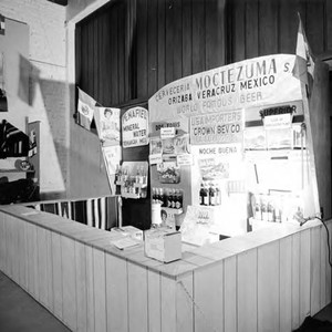 El Dia de los Personas Mayores, Miriam Matthews and Art Snyder — Calisphere