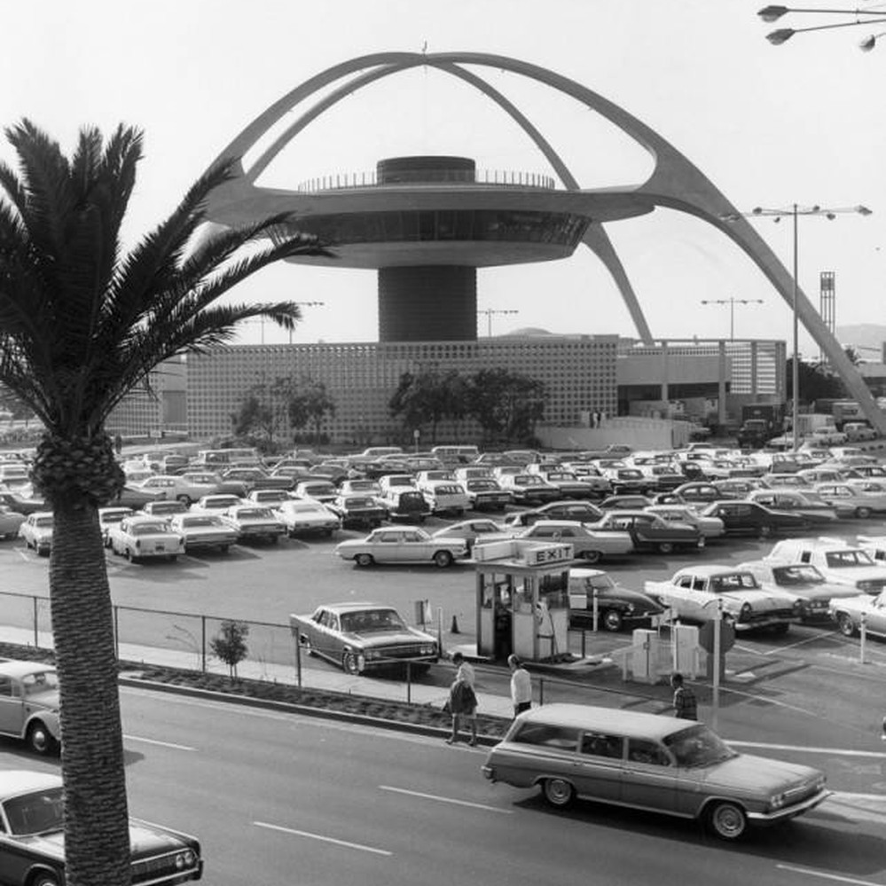 1960s Theme Building Lax