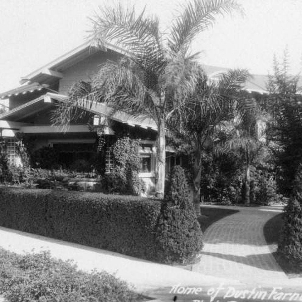 Dustin Farnum Estate Have You Ever Wanted A #lakefront Home? This 2
