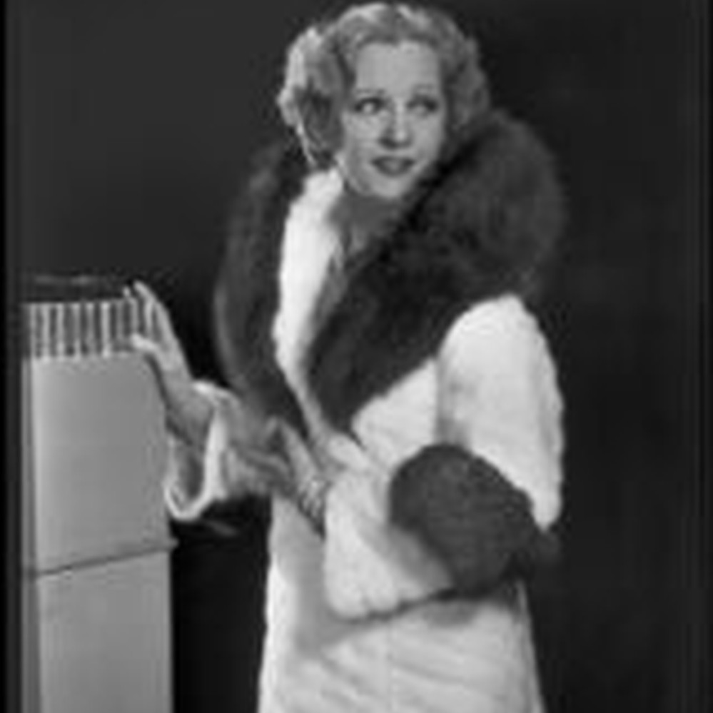 Actress Juliette Compton