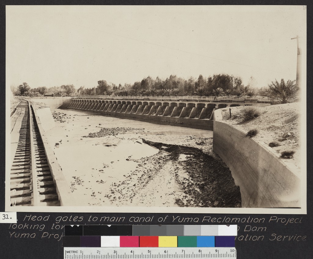 Head gates to main canal of Yuma Reclamation Project — Calisphere