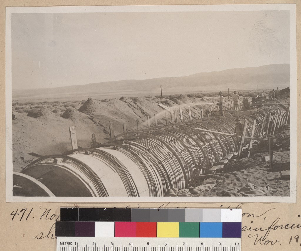 North Antelope Valley siphon, showing inner circular reinforcing ...