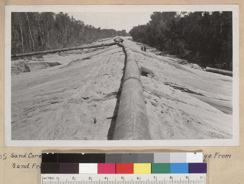 Sand core levee of Natomas Co. — Calisphere