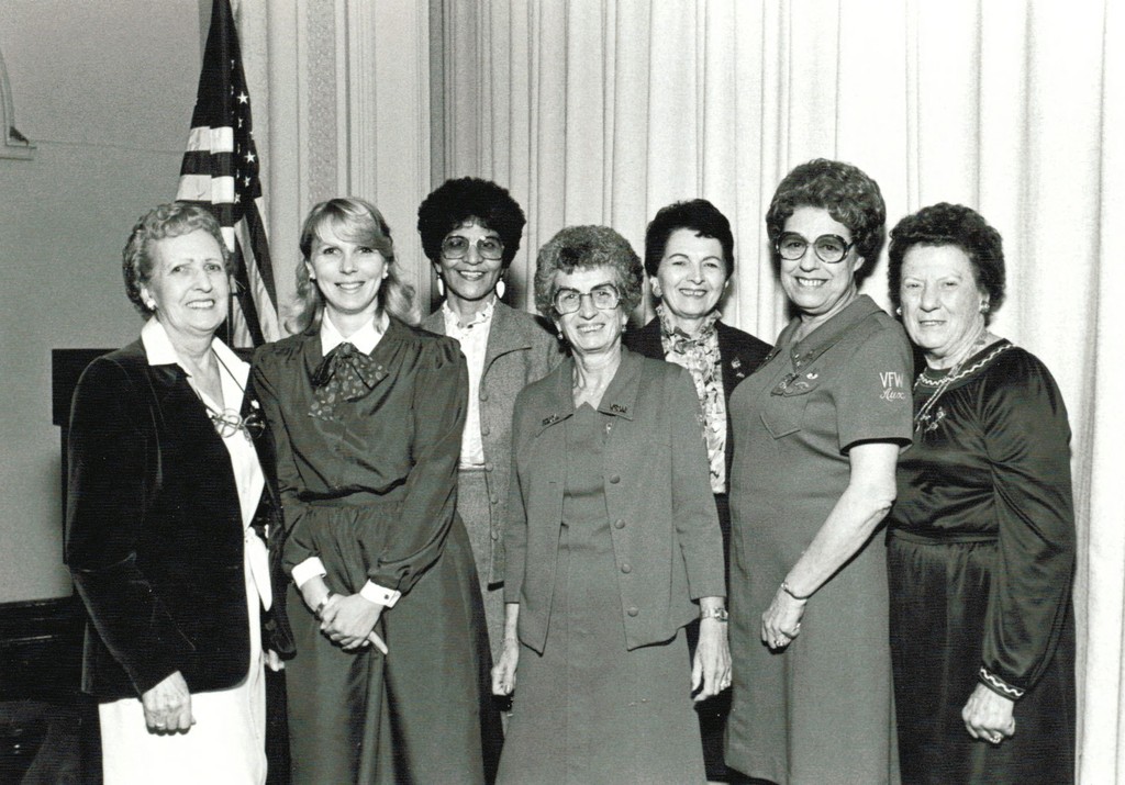Ladies Auxiliary to the VFW, group photo — Calisphere