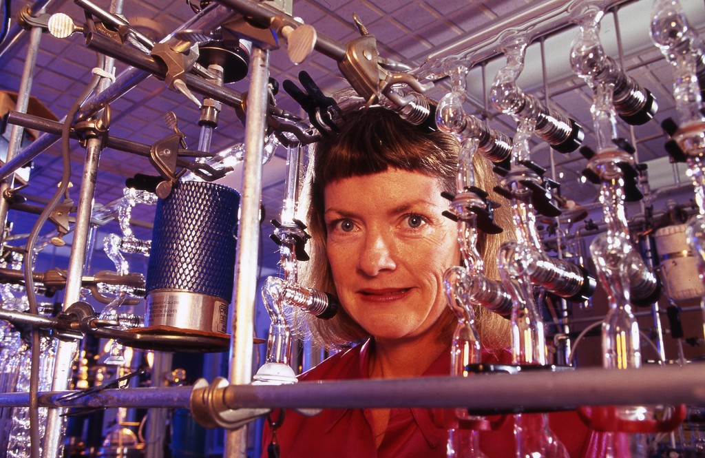 Professor Ellen Druffel. — Calisphere