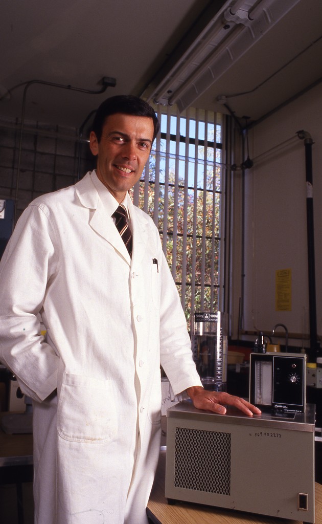 Dr. Ralph Purdy - Organ transport — Calisphere