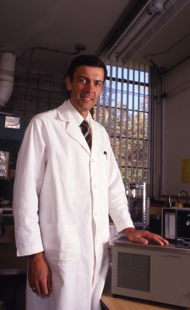 Dr. Ralph Purdy - Organ transport — Calisphere