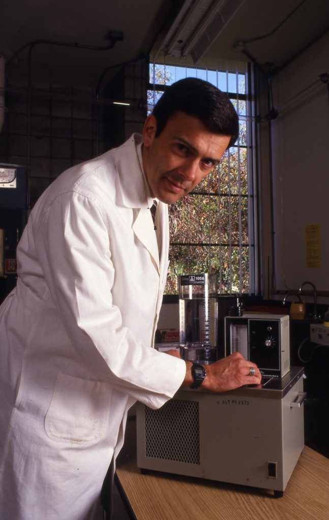 Dr. Ralph Purdy - Organ transport — Calisphere