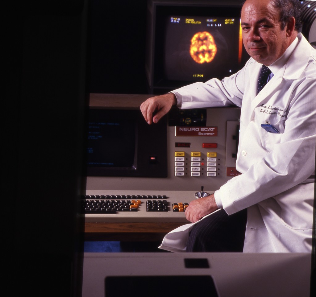 Images for the 1987 Annual report, Dr. Buchsbaum in a science lab ...