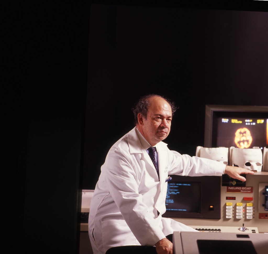 Images for the 1987 Annual report, Dr. Buchsbaum in a science lab ...