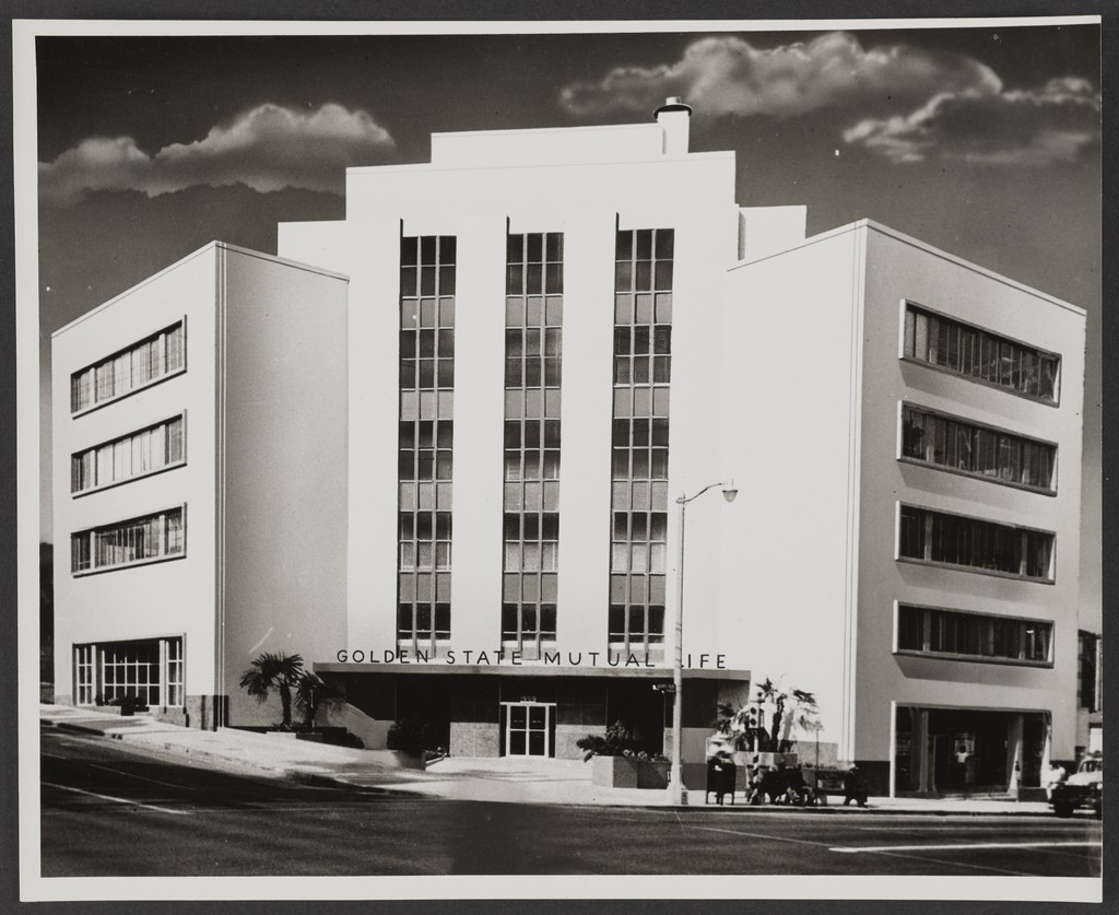 Golden State Mutual Home Office at Western Avenue and Adams Boulevard ...