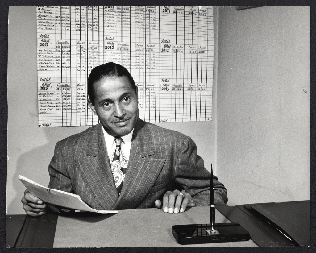 Leslie Corley, Chicago — Calisphere