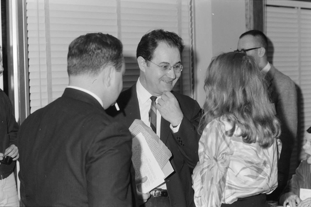 Registration table, Philcon 1965 — Calisphere