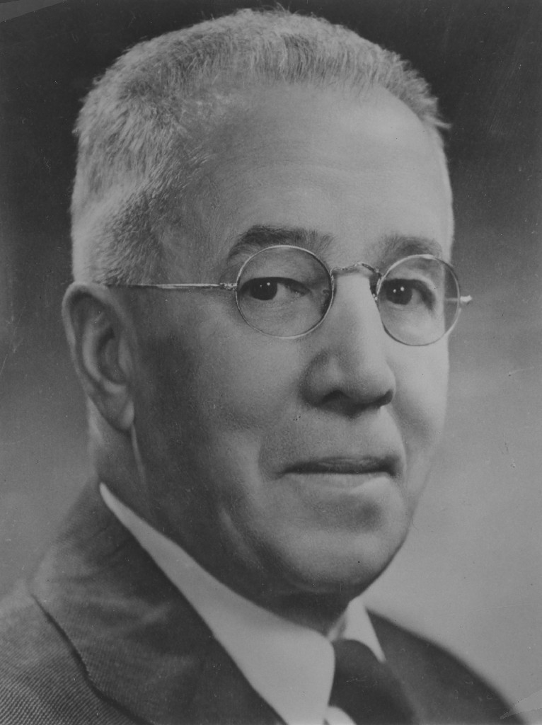 Dr. L. D. Batchelor, Citrus Experiment Station — Calisphere