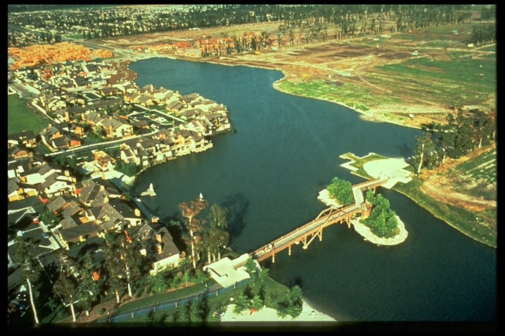 Aerial view showing construction of Woodbridge, Irvine, California ...
